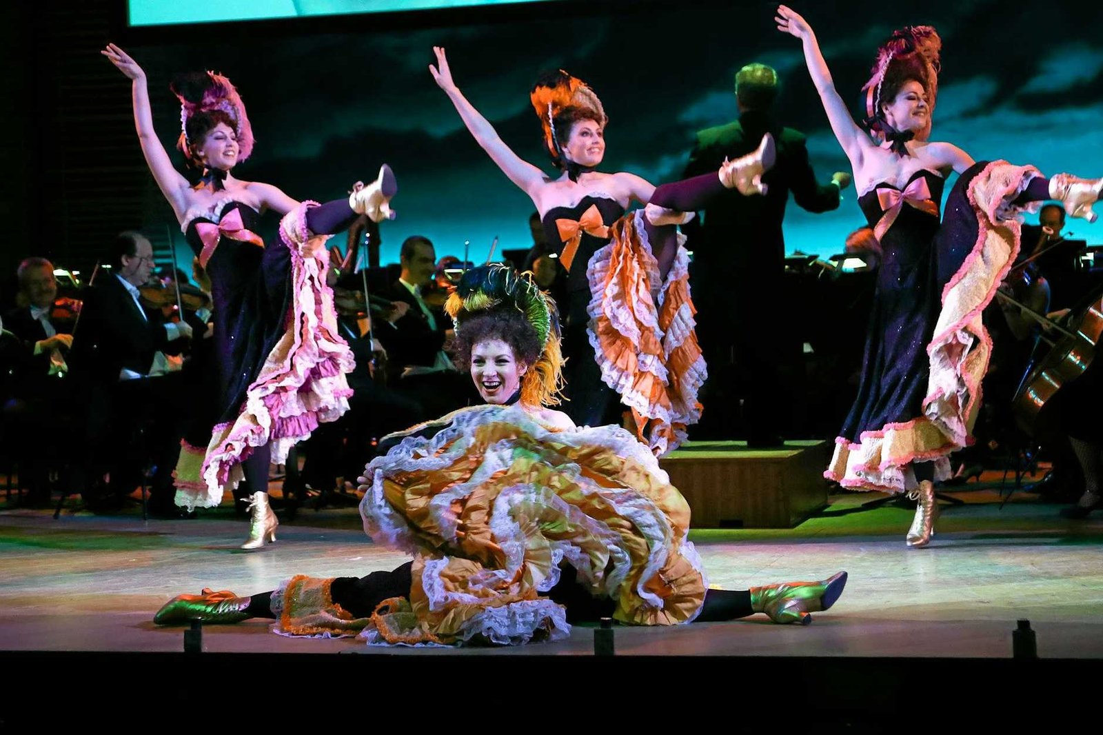 Mengenal Cancan Dance - Berita Tarian di Prancis Saat Ini - Poledance-Fever